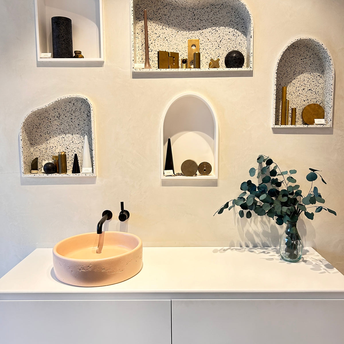 ZOE Vanity | Seamless Resin Floating Vanity | Australian-Made – Studio xOx