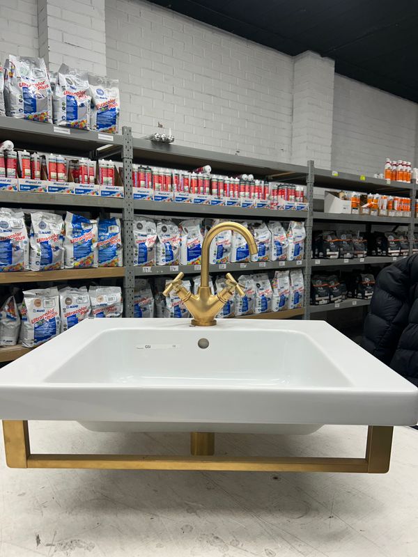 Wall Mount Gloss Rectangle Basin – CLEARANCE – Studio xOx